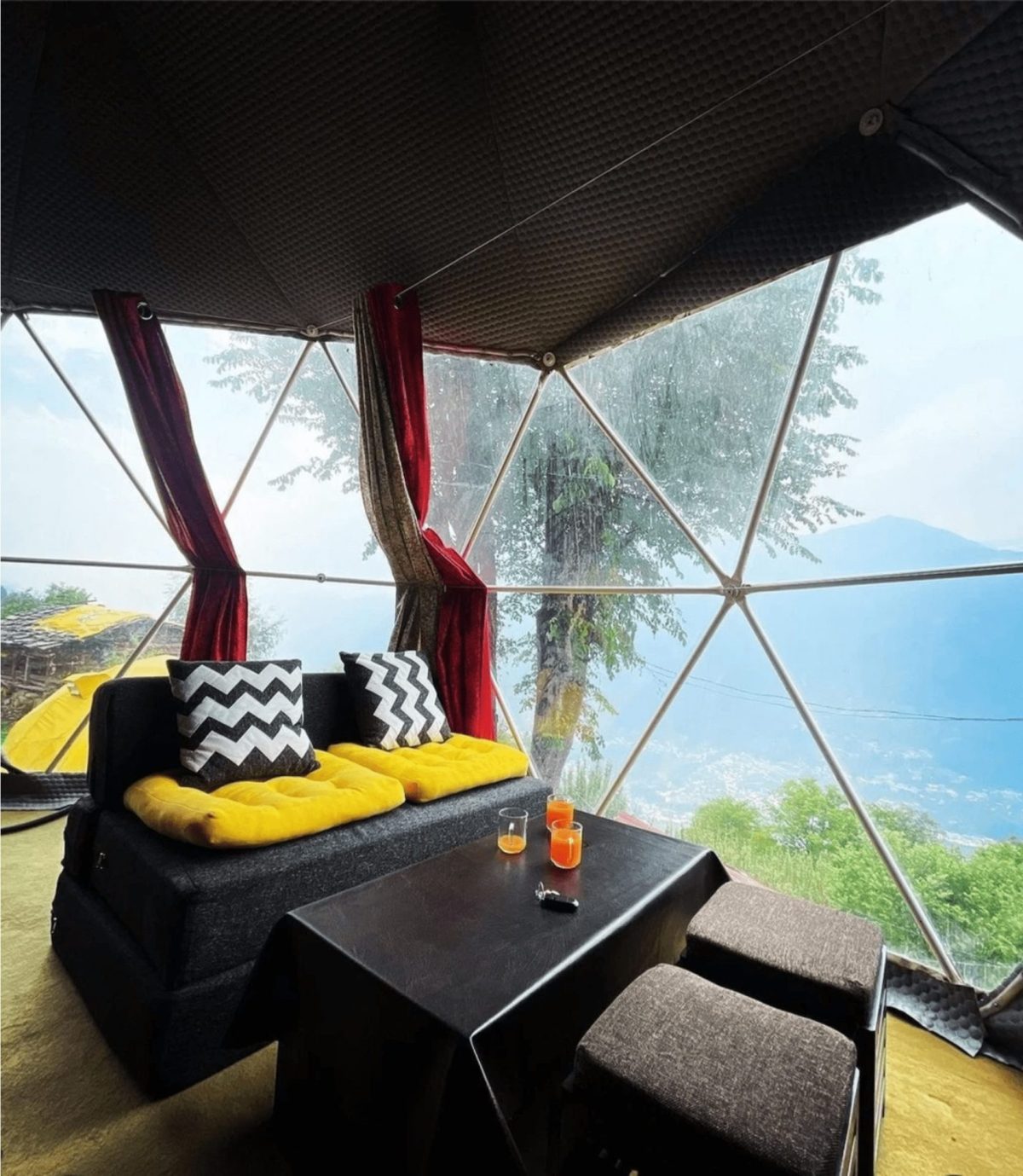 Luxury Romantic Glamping Dome Stay in Manali – Bunkout